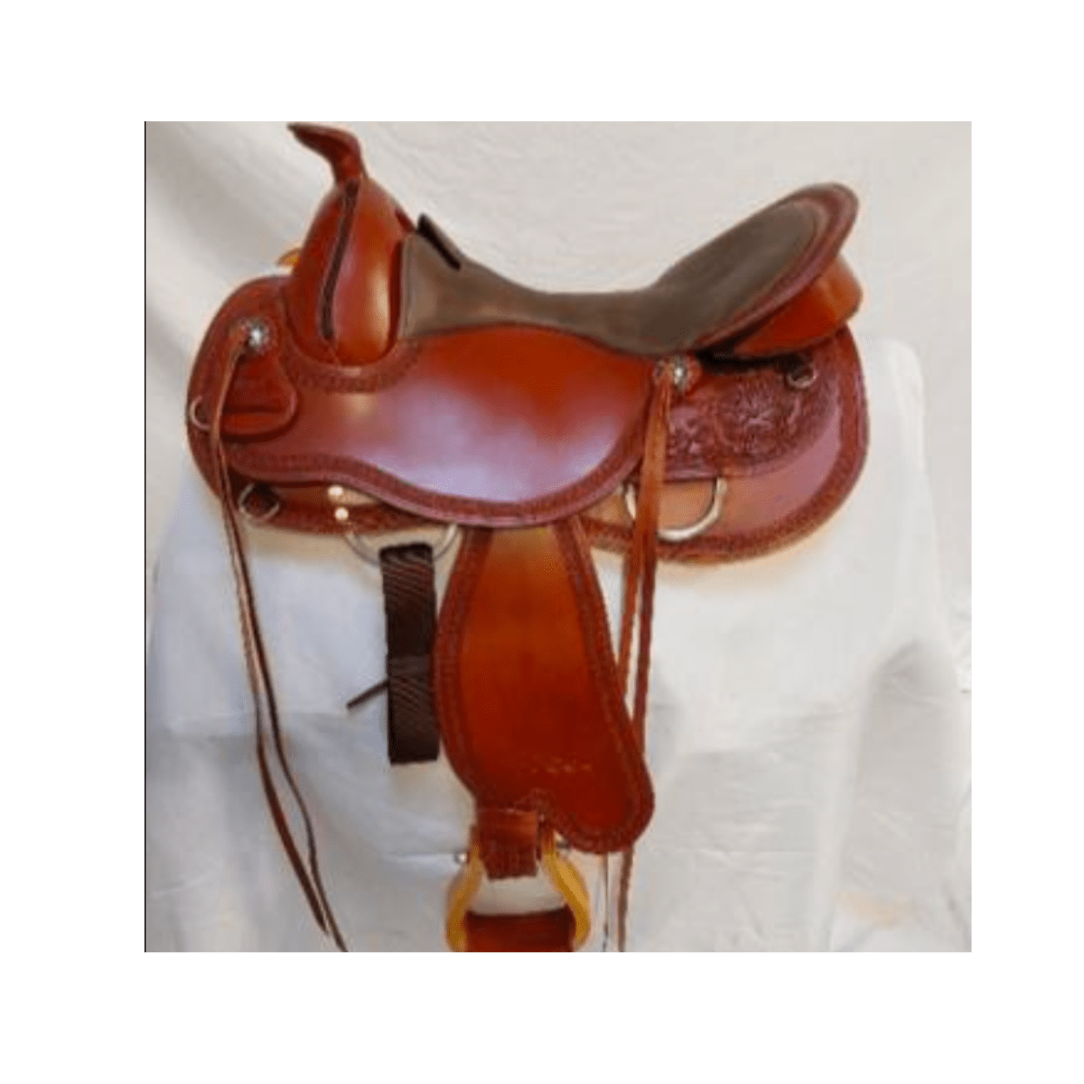 Extra Wide Freeform Western Treeless Saddle – Freeform Saddles